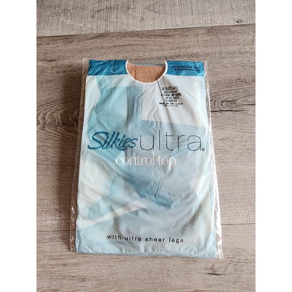 Silkies | Accessories | Silkies 3050 Ultra Control Top Nude Pantyhose ...